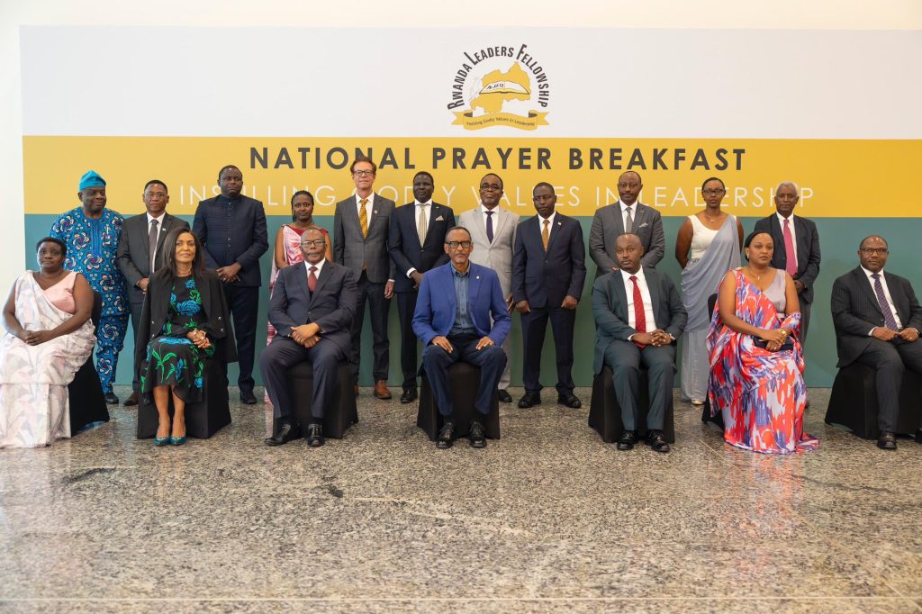 “Mujye ikuzimu”, igisubizo Perezida Paul Kagame aha (…)