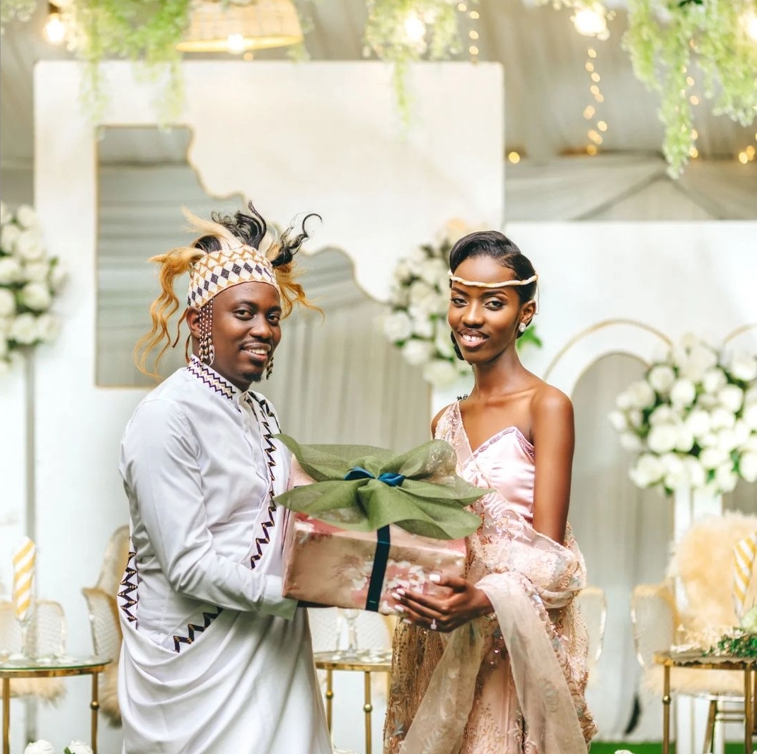 Ngwino dutahe ubukwe bwa Yves 'Victorious' na Ingrid (…)