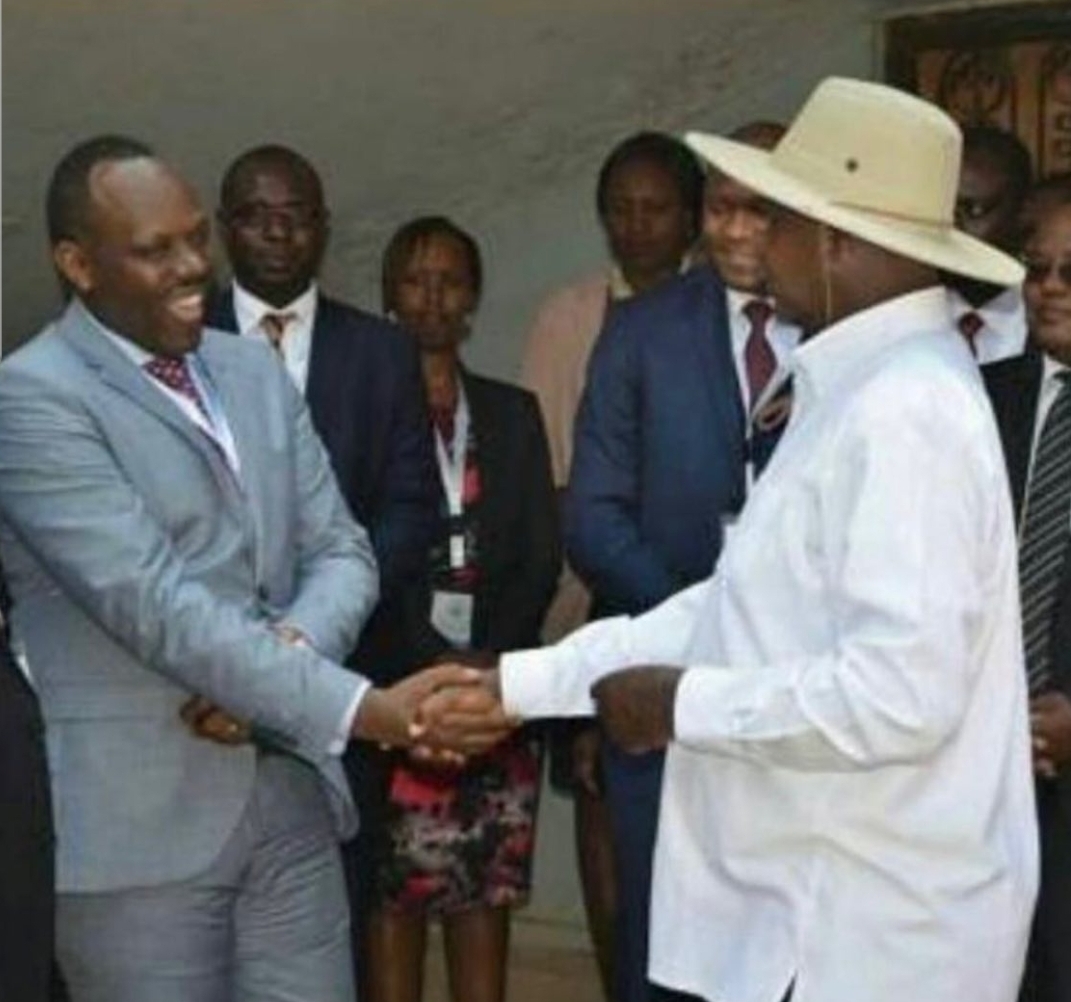 Ifoto y'icyumweru: Bishop Dr Masengo Fidele yagaragaye ari (…)