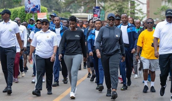 Miss Queen Kalimpinya uherutse kubatizwa yishimiye kuganira (…)