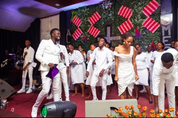 Eglise Vivante Kabuga na True Vine Worship Team bongeye (…)