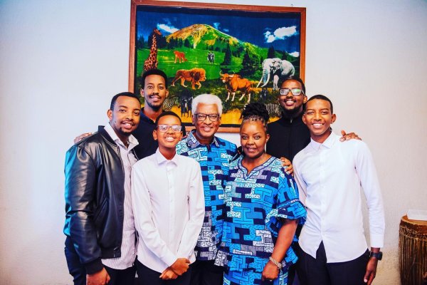 Mufite agaciro mu maso y'Imana n'ayacu, muri abo gukundwa no (…)