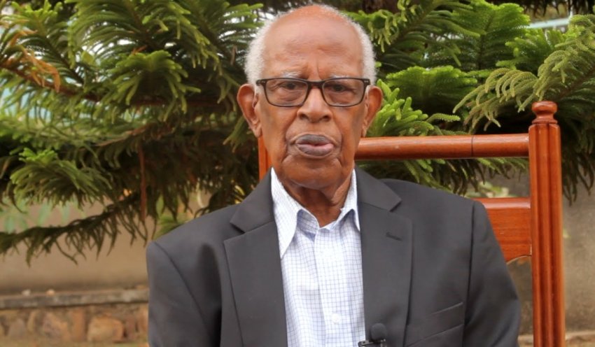 Finally, Rwandan Oldest Pastor Ezra Mpyisi died at age 102